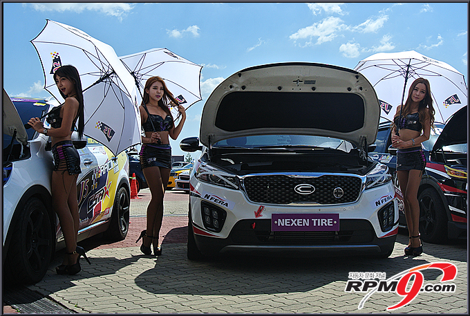 [포토] J5 전속모델, 송이나·김지나·김미나 ‘3色 미녀 서킷 출현’ - RPM9 전자신문엔터테인먼트