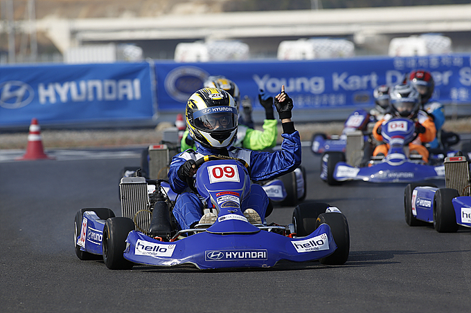 KARA, 코리아 카트 챔피언십 개최 ‘5월 1일 개막’ - RPM9 전자신문엔터테인먼트