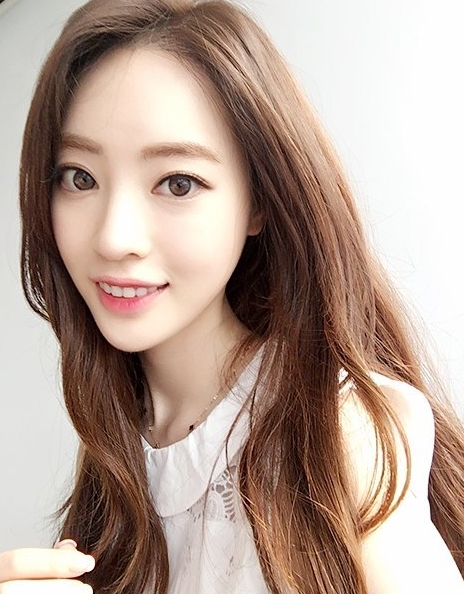 양정원, 투명한 피부에 큰 눈망울 '미모에 시선 집중' 화제 - RPM9 전자신문엔터테인먼트