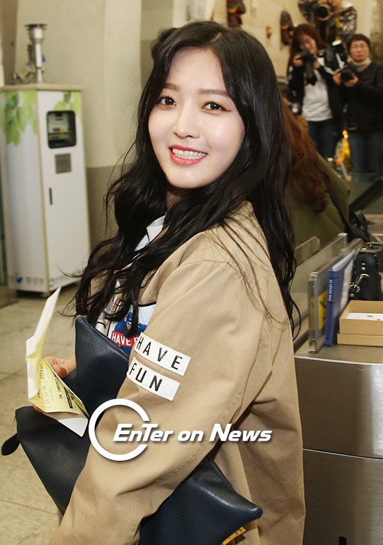 ON포토 AOA 찬미 싱그러운 미소 전자신문