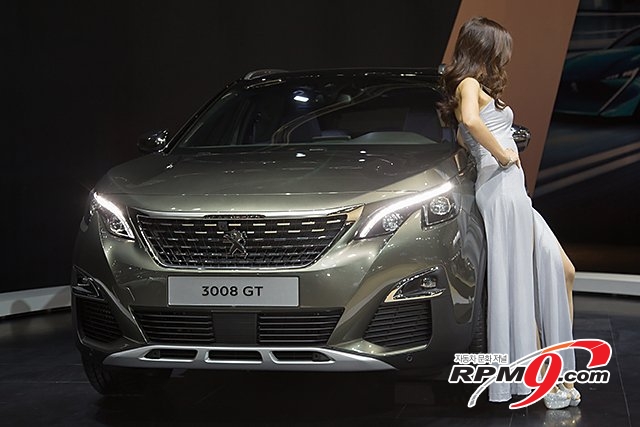 [2017 서울모터쇼 포토] 푸조 'New 3008 SUV' 서울모터쇼에서 최초 공개 - RPM9 전자신문엔터테인먼트
