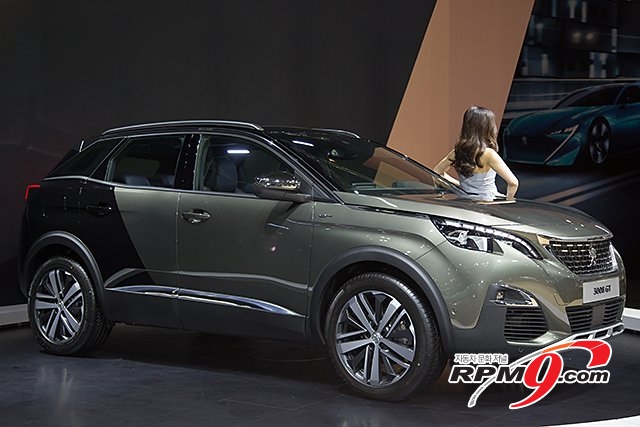 [2017 서울모터쇼 포토] 푸조 'New 3008 SUV' 서울모터쇼에서 최초 공개 - RPM9 전자신문엔터테인먼트