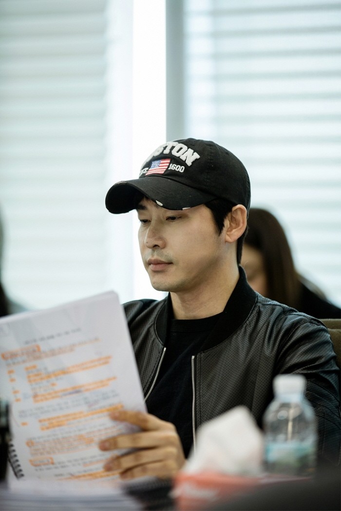 '만능캐' 강지환, OCN '작은 신의 아이들' 천재인 역 통해 안방극장 복귀 - RPM9 전자신문엔터테인먼트