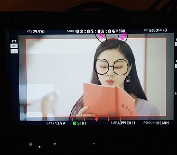 ‘흑기사’ 서지혜, 200여 년의 세월을 살면서 드라마 촬영 모니터링을! - RPM9 전자신문엔터테인먼트