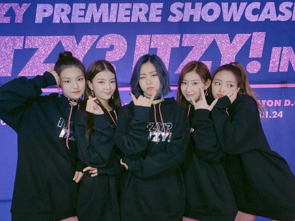 ITZY, 美 LA 쇼케이스 투어 성료…데뷔 첫 미주투어 서막 - RPM9 전자신문엔터테인먼트