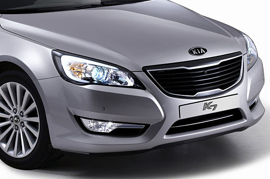 기아 준대형 K7, 외관 공개 - RPM9 전자신문엔터테인먼트