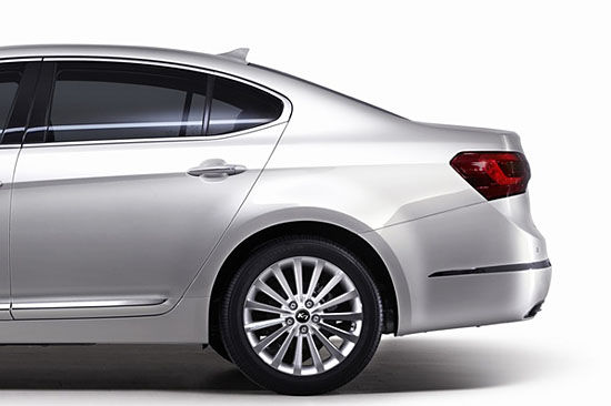 기아 준대형 K7, 외관 공개 - RPM9 전자신문엔터테인먼트