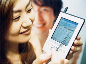 LG텔레콤 중저가 PDA출시 - 전자신문