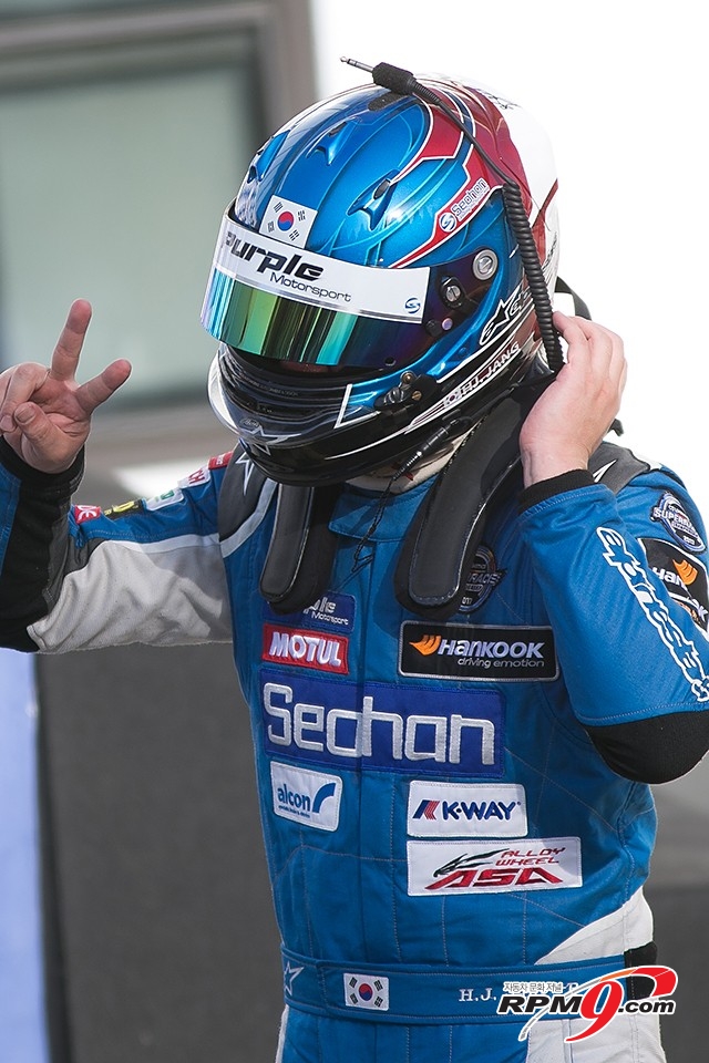 [포토] CJ대한통운 슈퍼레이스 7전, 서한퍼플-블루 장현진 'ASA GT1 2위' - RPM9 전자신문엔터테인먼트