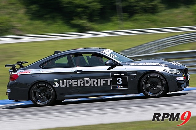 [포토] '슈퍼레이스' 신윤재, BMW M 클래스 2전 결승 3위 - RPM9 전자신문엔터테인먼트
