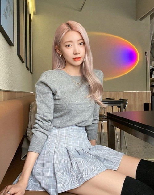 월드 슈퍼스터 코리아 모델 드레스퀸 출신 '베리바니승아', 팬더TV BJ로 변신 - 전자신문