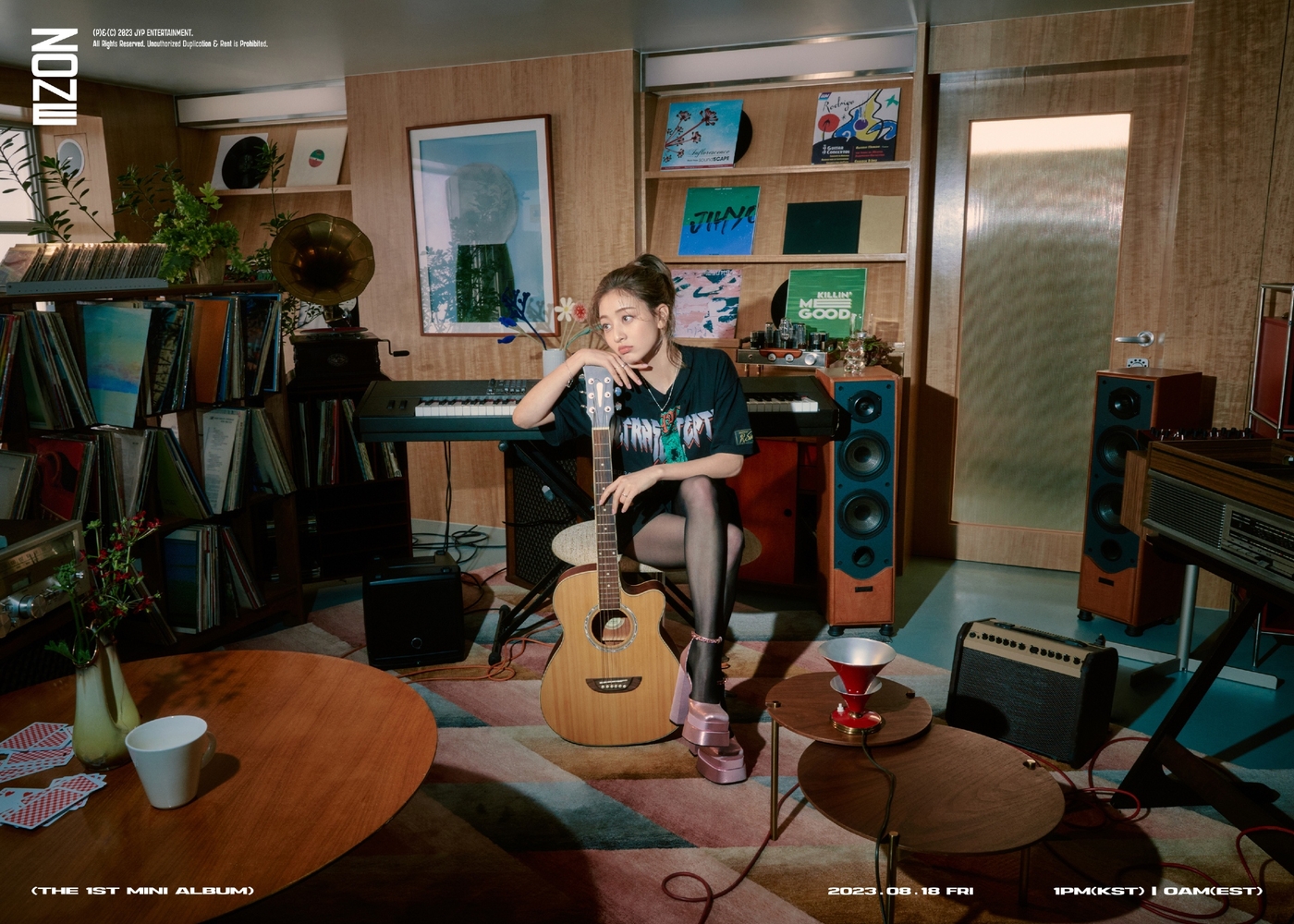 트와이스 지효, 'ZONE' 2차 콘셉트컷 공개…'쿨매력 이은 감성섹시 ZYO' - 전자신문