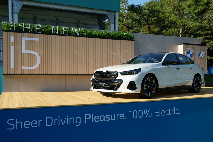 BMW 레이디스 챔피언십 2023, 대회장 곳곳서 '모터쇼' - 전자신문