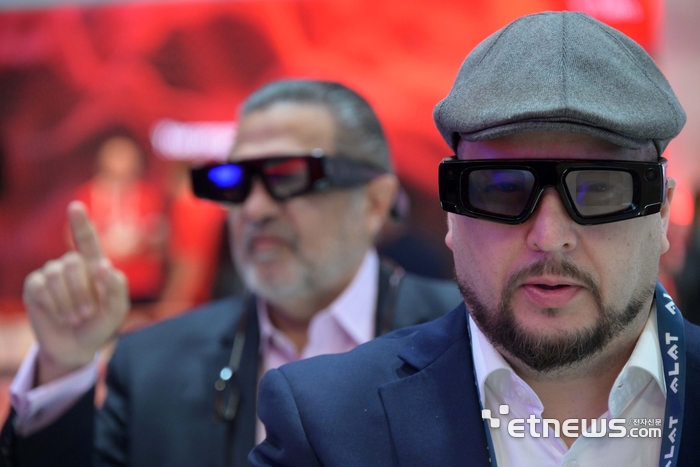 '보인다 보여' - 전자신문