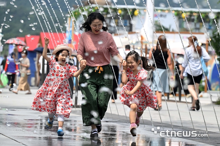 [폭염위기, 일상에서 막는다] 97.8GW 전력수요 폭증…정부, DR·예비력 8.8GW 총동원 - 전자신문